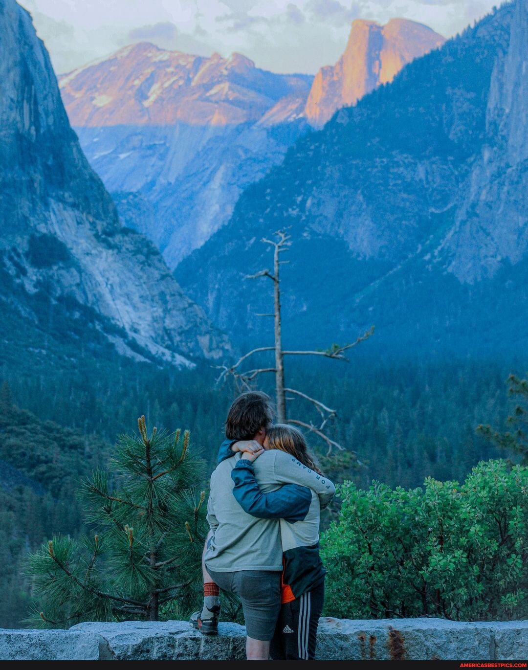 The perfect Yosemite photo Drop a in the comments if you loved this ...